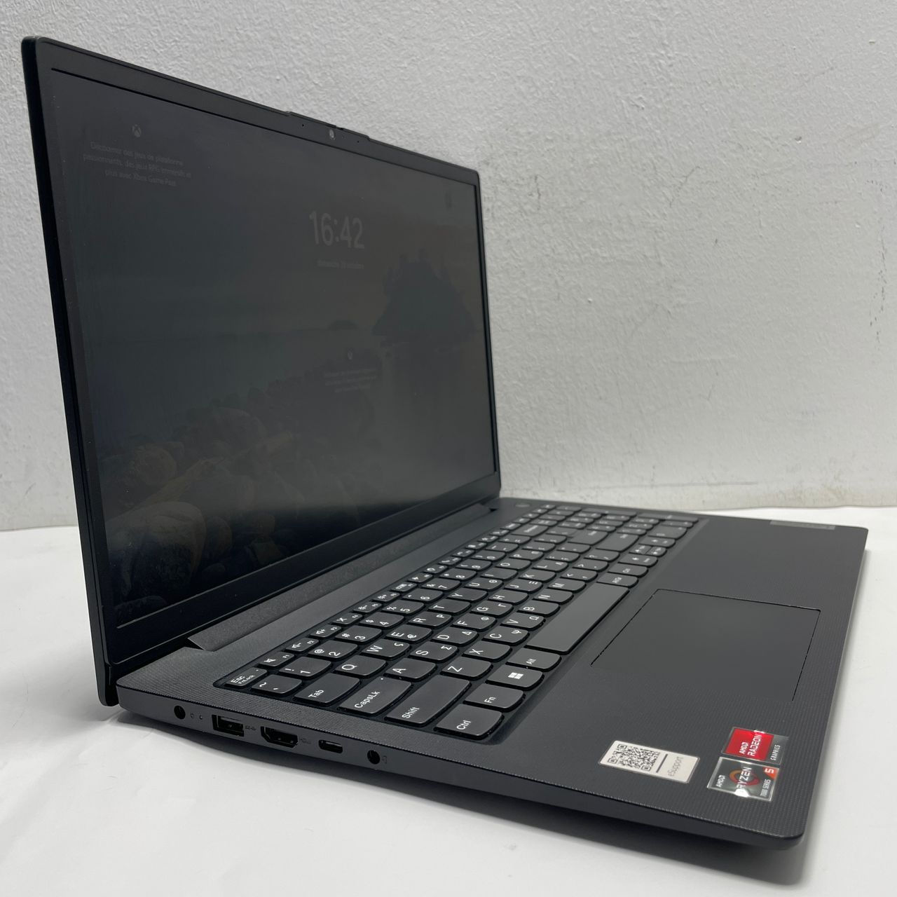 Lenovo ideaPad V15 Ryzen 5 Serie 7000 Ram 16 Gb Stockage 512 Gb - Oktobit